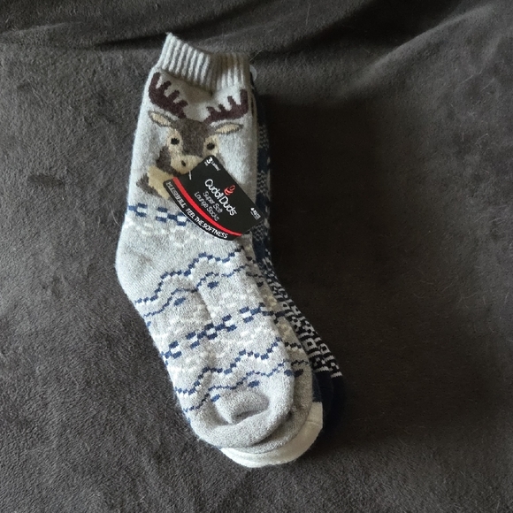 Cuddl Duds | Other | Cuddl Duds Plushfill Lounge Socks | Poshmark